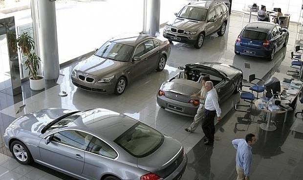 El sector del automóvil eleva un 7% su superávit comercial en 2016 ...