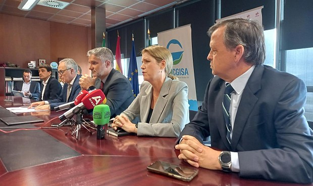 Cepsa producirá hidrógeno verde reutilizando aguas residuales recicladas.